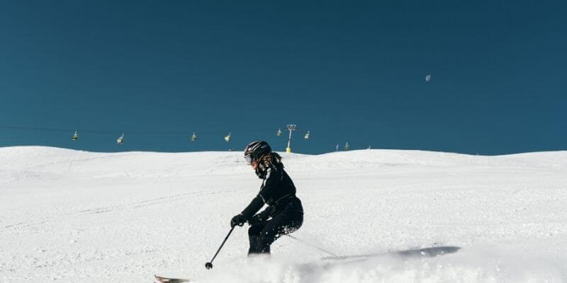 3 Common Ski Knee Injuries (That You Should Know)