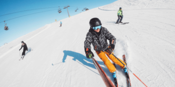 How to Carve Turn on Skis (Quick Tips and Guide)